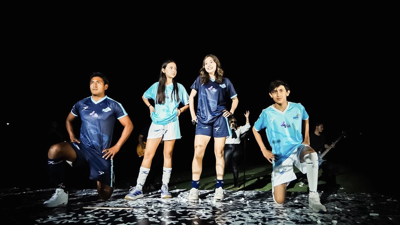 Lobos ULMx presentan su nuevo uniforme para la Temporada 2025-2026 ...